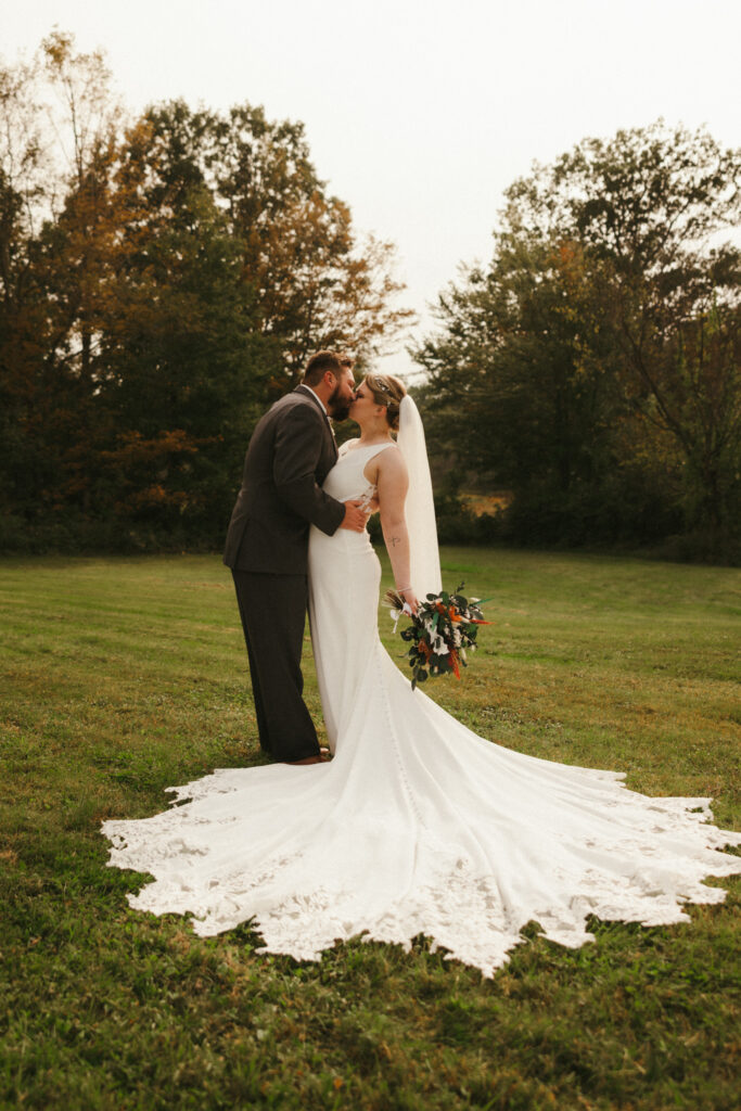 Currier Hill Farm Wedding | Courtney & Jade | sierradoesphotos.com