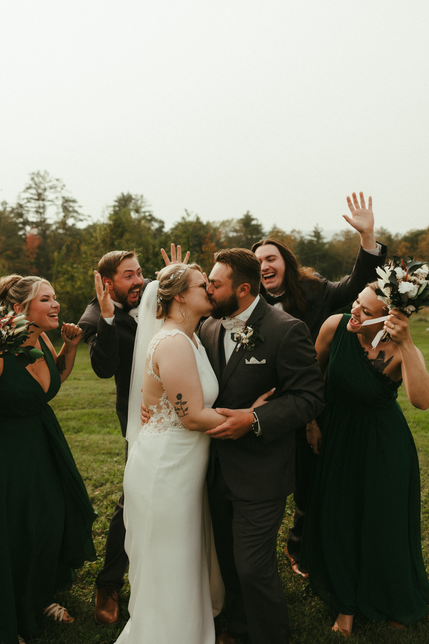 Currier Hill Farm Wedding | Courtney & Jade - sierradoesphotos.com